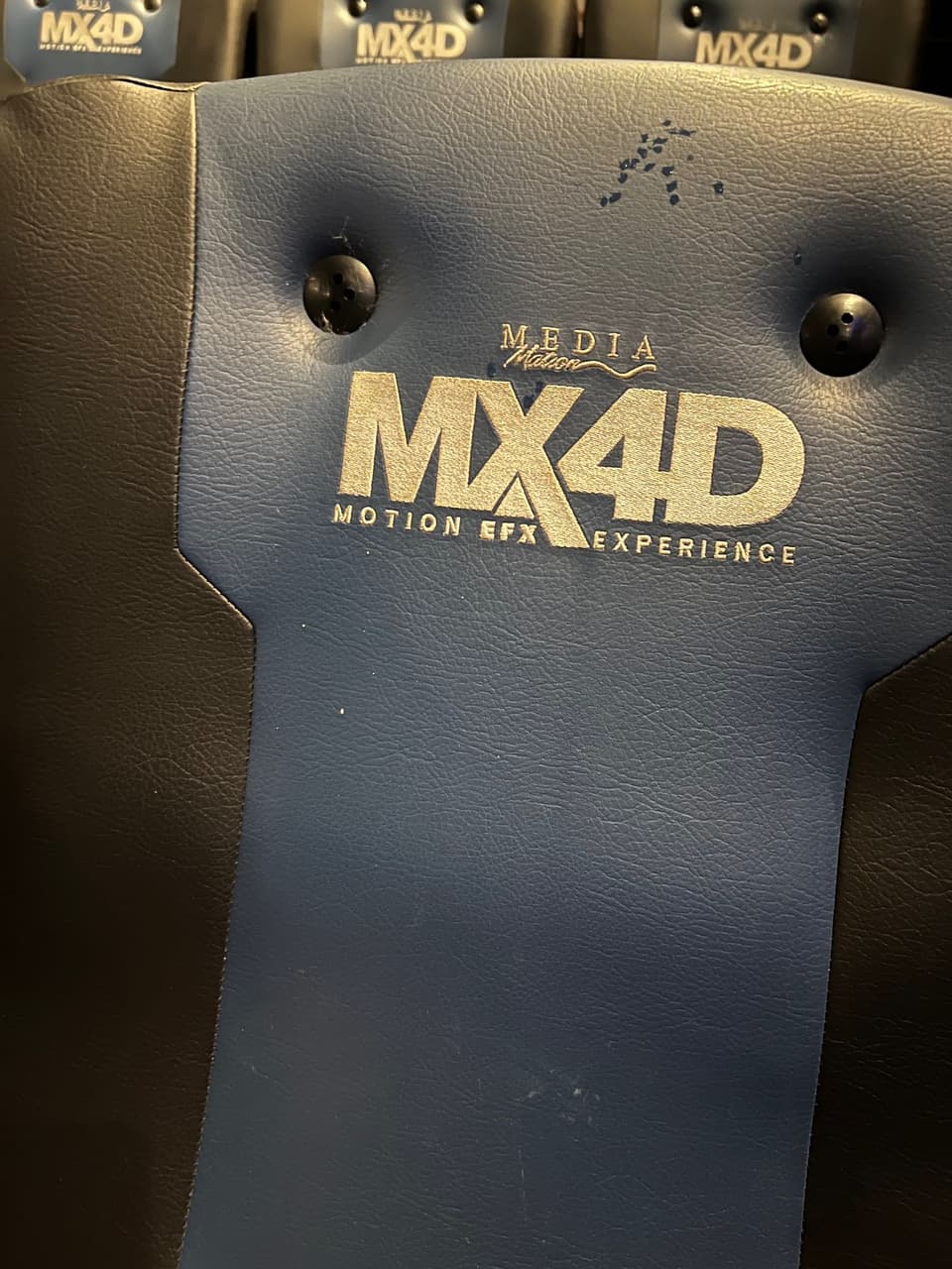 #微雷《阿凡達：水之道》MX4D心得+有夠香的男女主 - 電影板 | Dcard