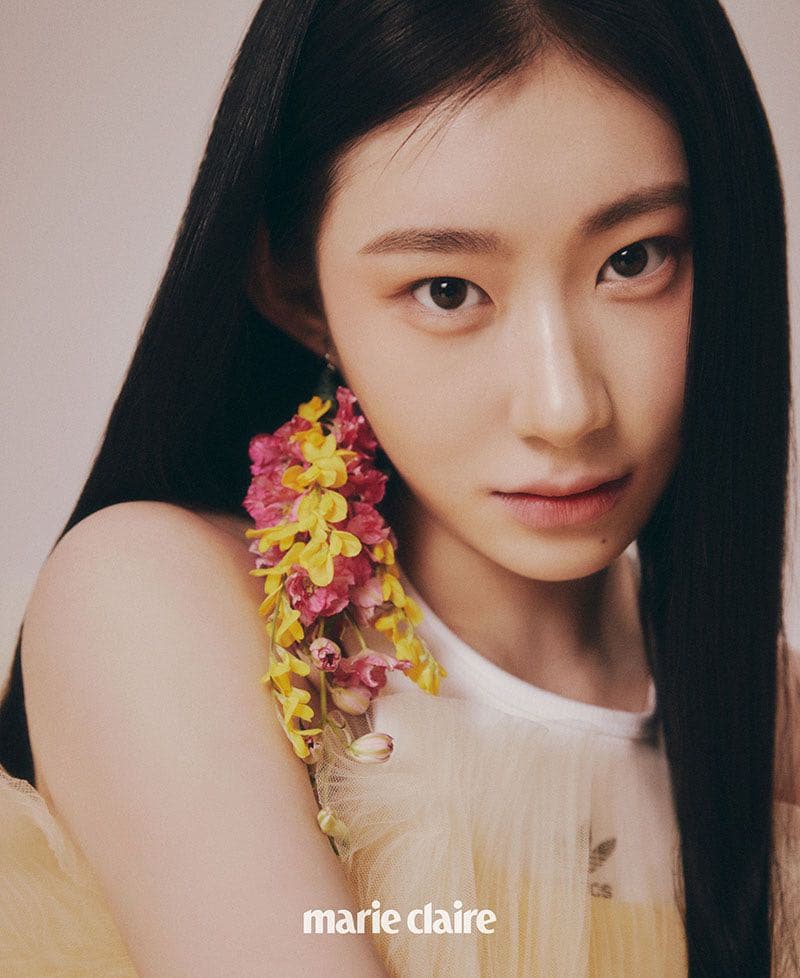 #分享 彩領 Marie Claire 四月刊採訪翻譯 - ITZY板 | Dcard