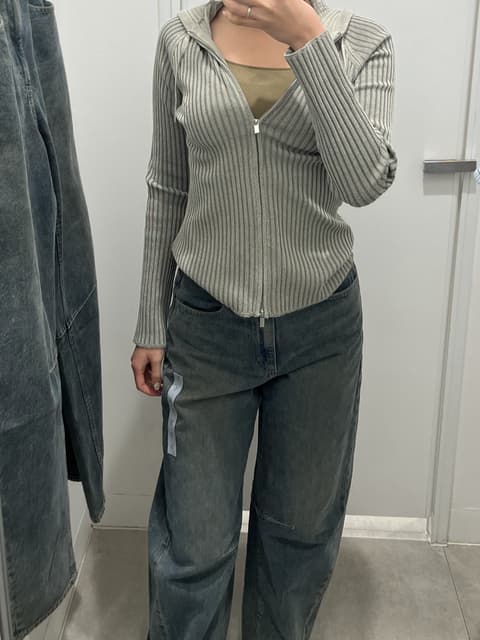 #分享 161cm好版型喇叭褲 | GU試穿心得👖 - 穿搭板 | Dcard