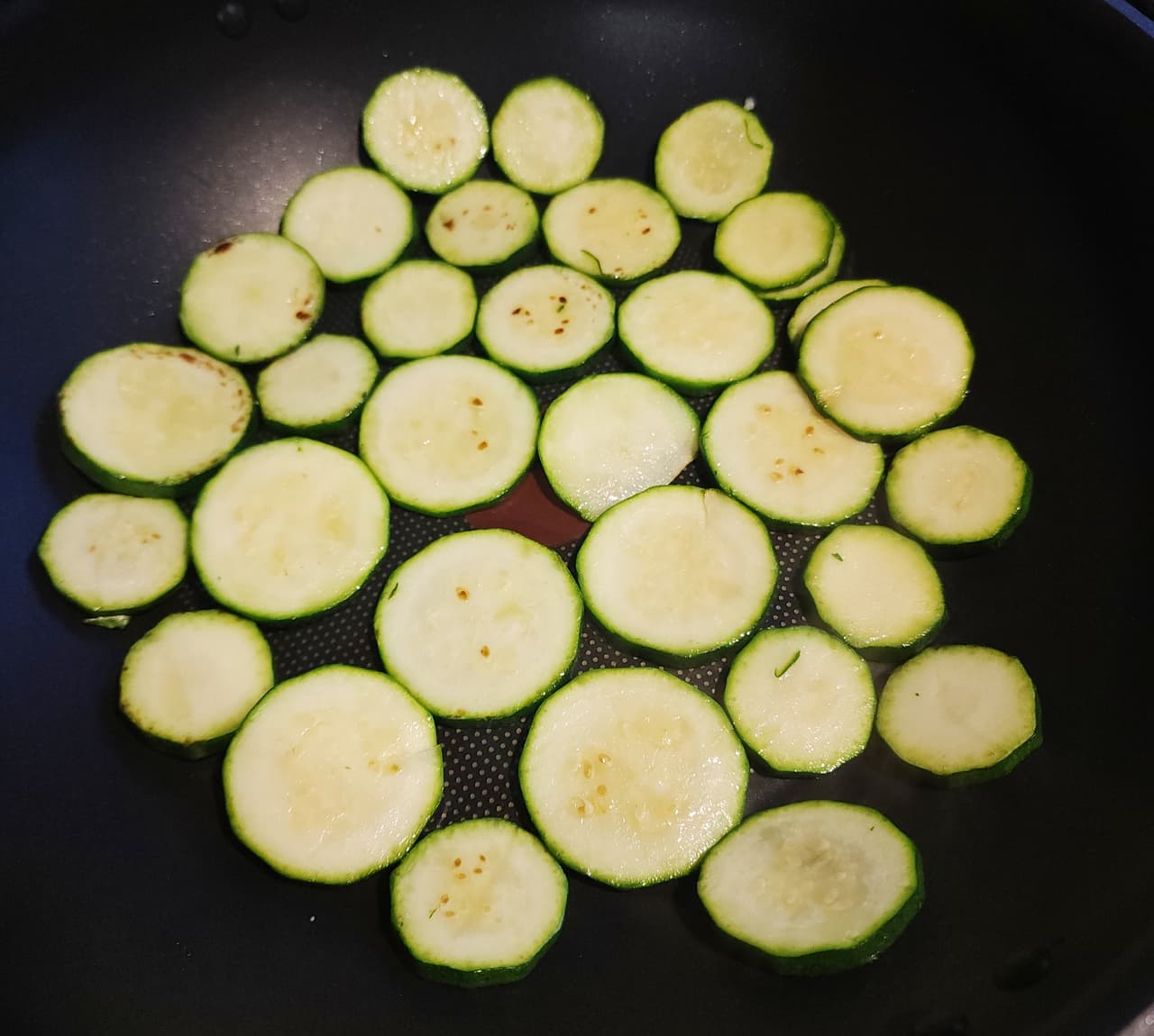 櫛瓜烘蛋 - 菇寶 (@zero__n) | Dcard