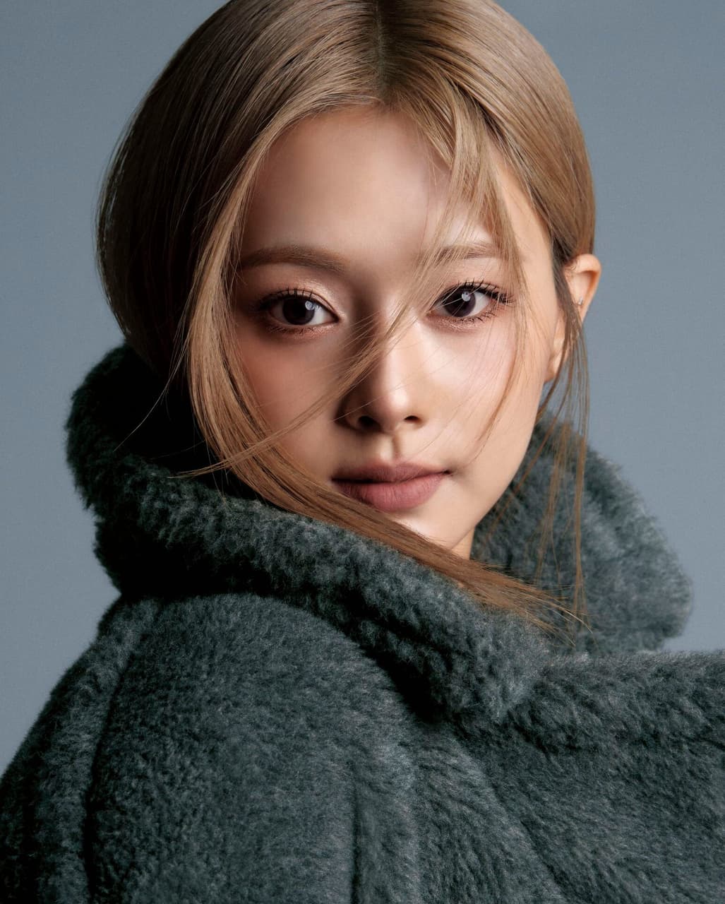 #分享 子瑜 & MAX MARA & Harper's BAZAAR Japan 2025 一月/二月刊 內頁公開 - TWICE板 | Dcard