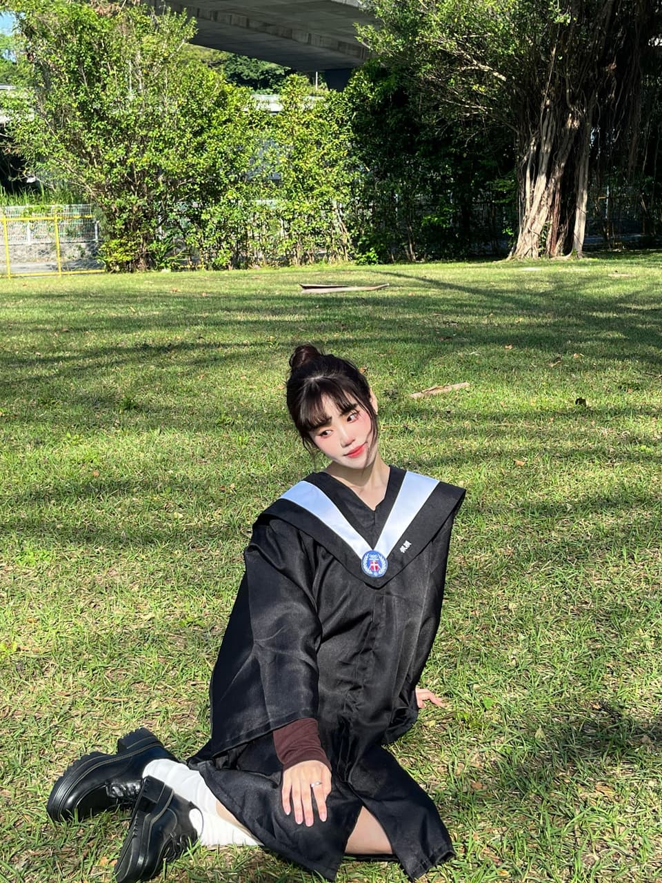 我要畢業啦⋯🎓🤍 - PP (@yynaaa) | Dcard