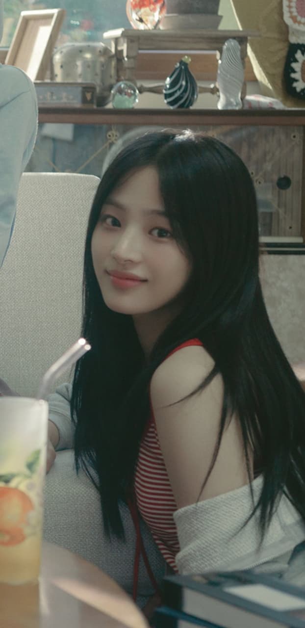 #分享 【theqooHOT】'Bubble Gum'MV發布後三位成員因外貌而上的韓網熱帖 - NewJeans板 | Dcard