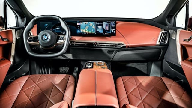 BMW iX內裝好讚，但那個鼻孔......... - 汽車板 | Dcard