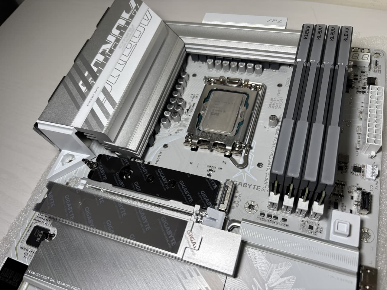 【開箱】「高速又不失穩定才是真王者」SK Hynix Platinum P41 M.2 PCIe SSD 實測 - 3C板 | Dcard