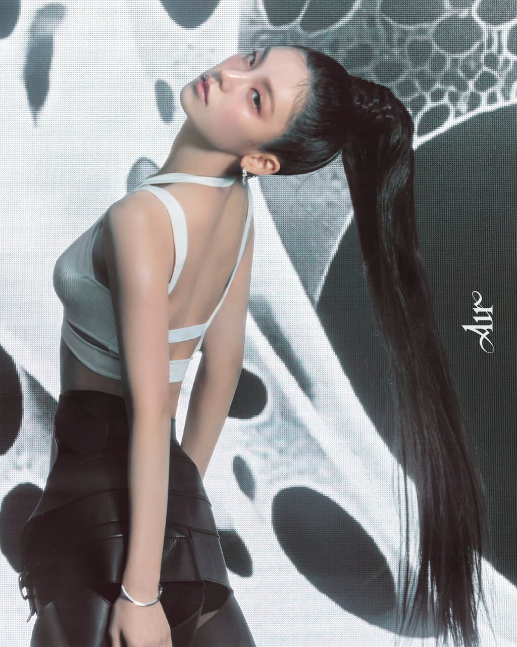 #分享 YEJI 專輯概念照&概念短影片 #2 - ITZY板 | Dcard