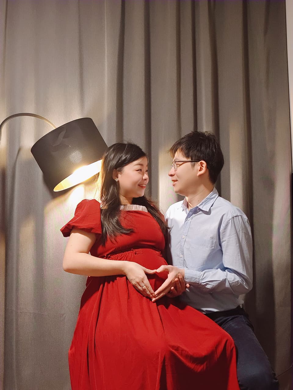 #分享 孕婦照在旅館自己完成🤣👀 - 親子板 | Dcard