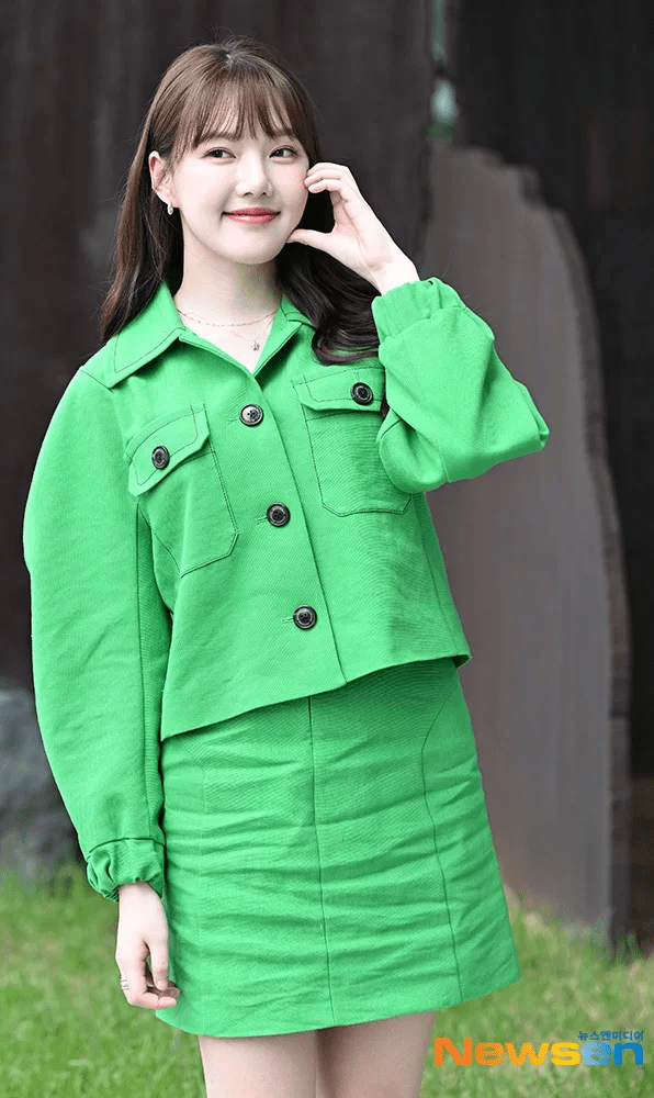 #更新 230802 Yerin - SBS 《TV 動物農場》與Red Velvet JOY的下班路/ Yerin IG 限動更新 - GFRIEND板 | Dcard