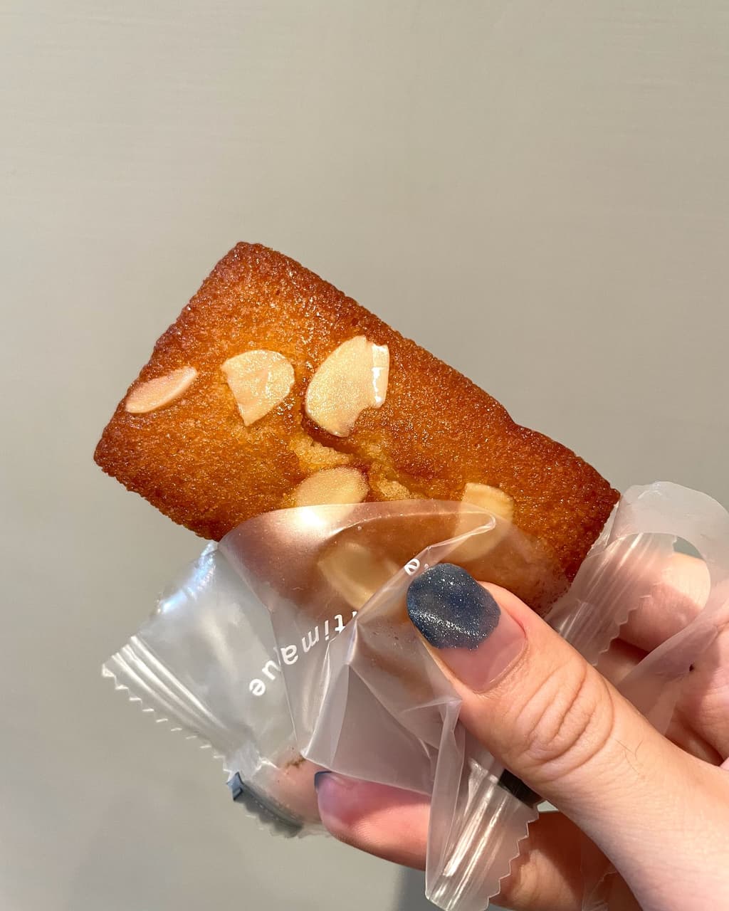 茶控必買超好吃費南雪！ - 鈴木同學 ʕ•̫͡•ʔ (@suzuki05) | Dcard