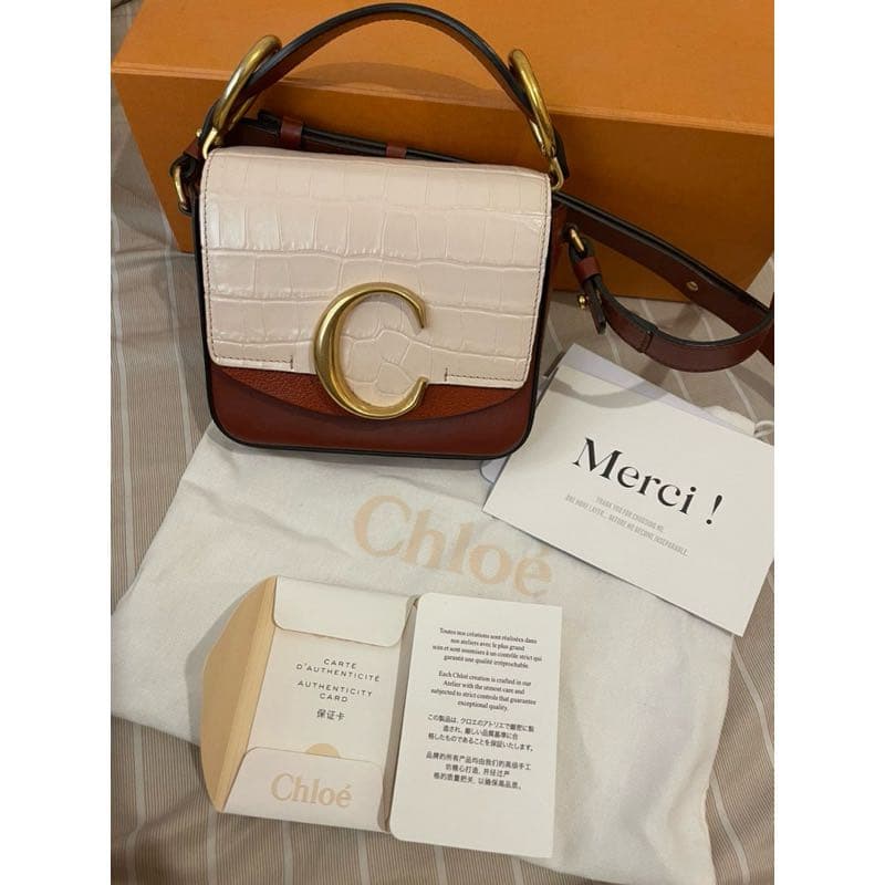 #我要賣 Chloe C Bag 24S Exclusive 網站限定款 - 二手交易板 | Dcard