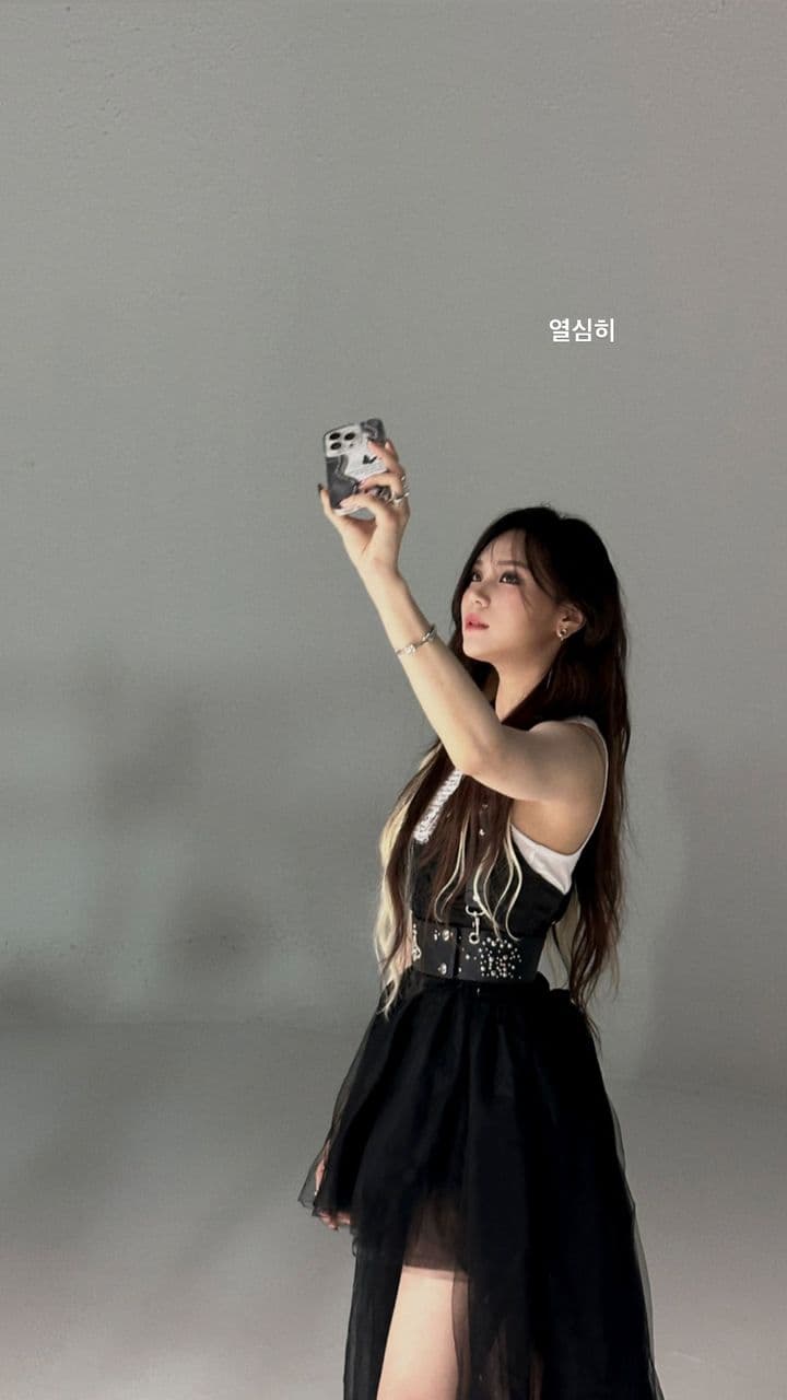 #更新 231028 Umji IG 限動更新 - GFRIEND板 | Dcard