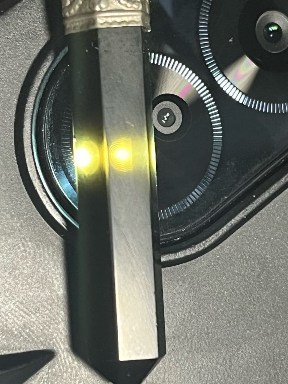 想請問這是黑曜石嗎？ - 水晶礦石板 | Dcard