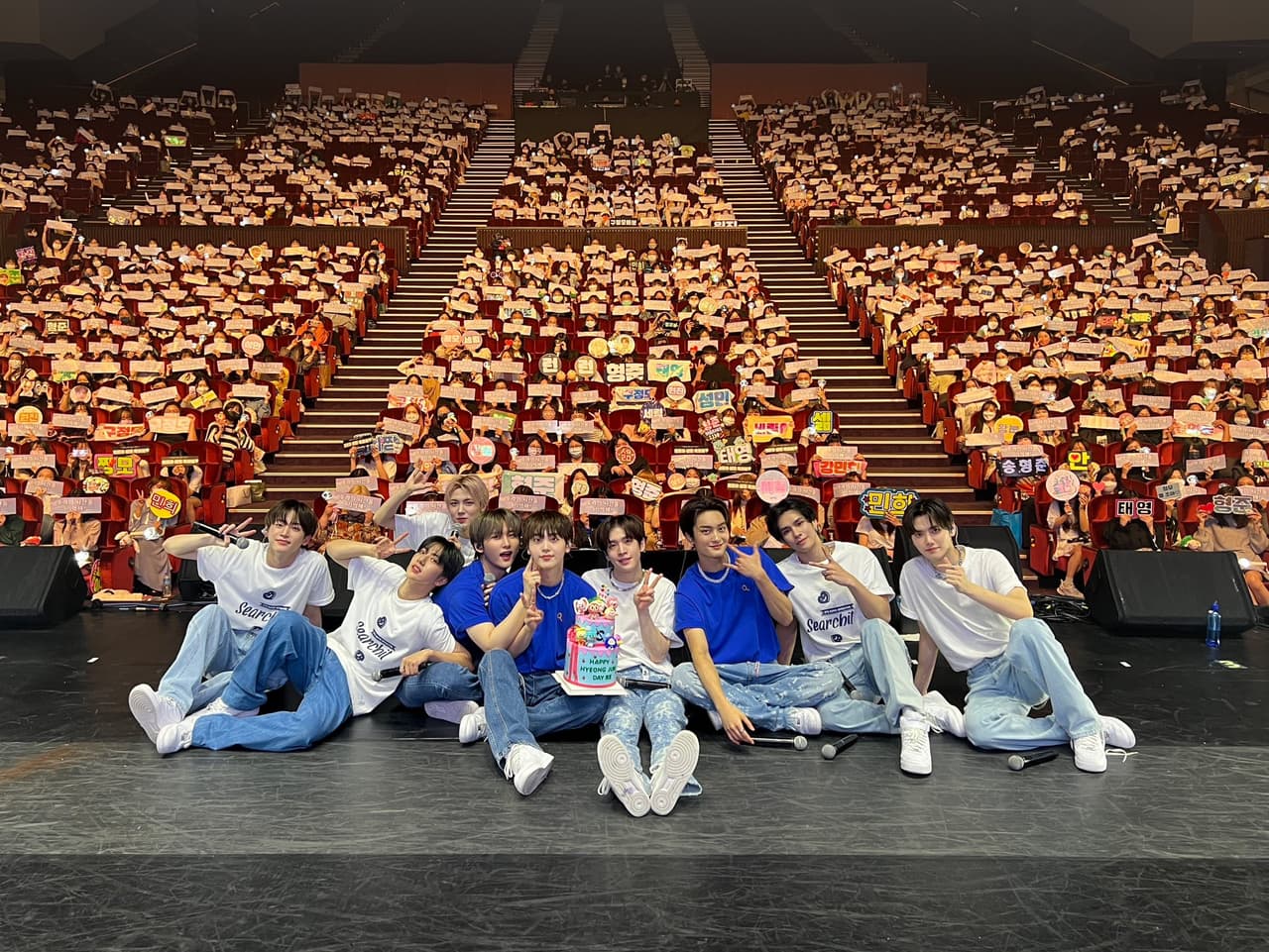 #分享 CRAVITY 11月27日💌首場台灣FAN-CON「CENTER OF GRAVITY」🎸 - 韓星板 | Dcard