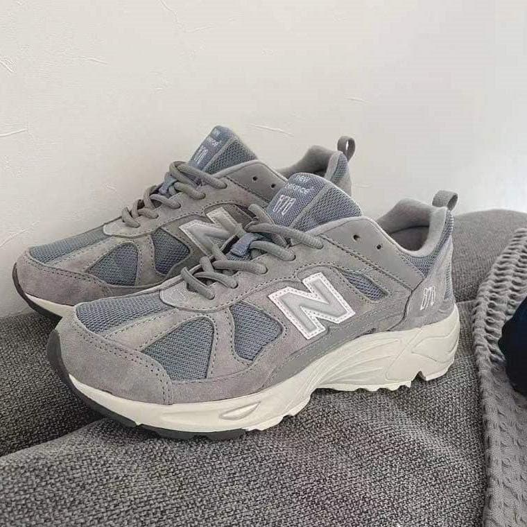 #發問 NB 878 997選擇 - 球鞋板 | Dcard