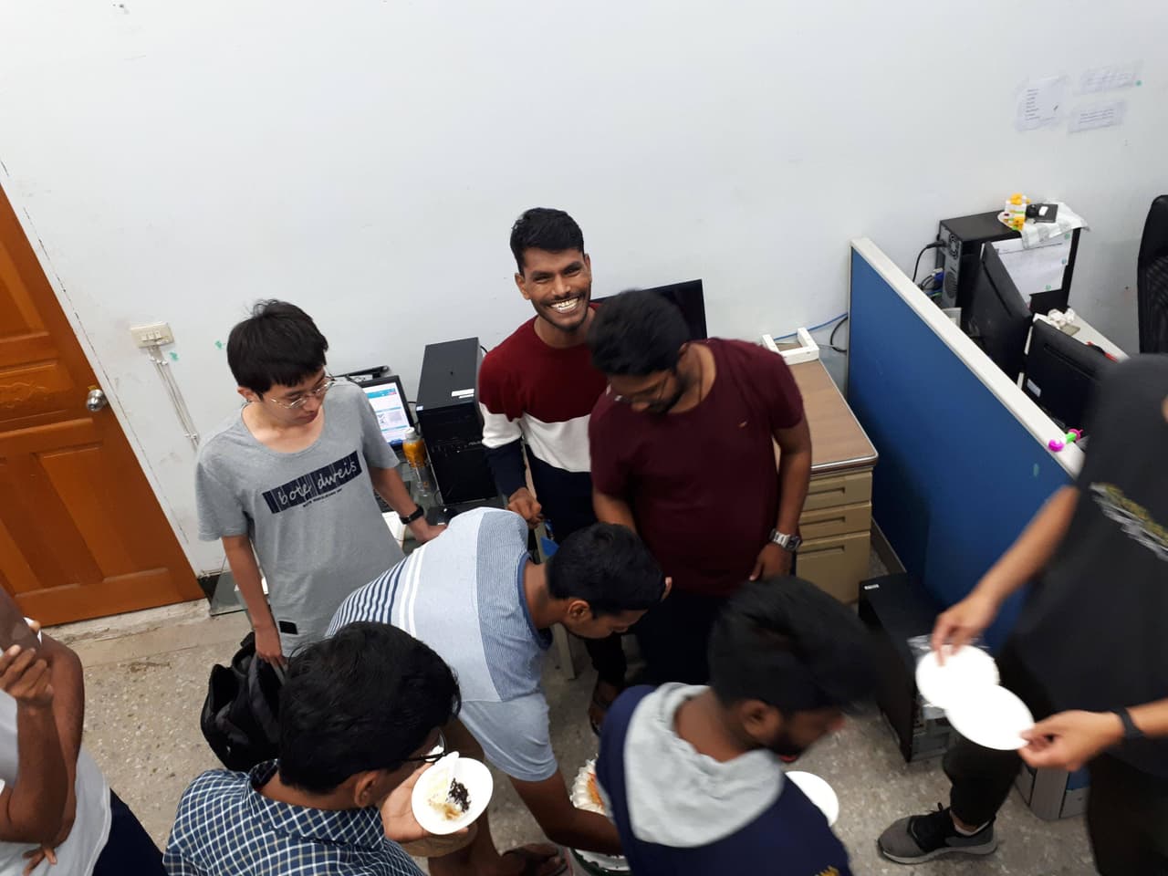 windows 校園授權問題 - B1178 留言 | Dcard