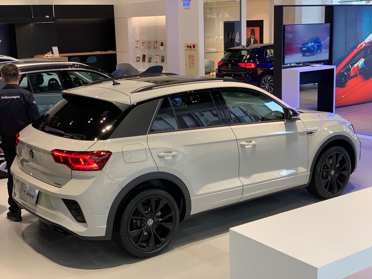 VW T-ROC 330 R-Line 微開箱（上） - 汽車板 | Dcard