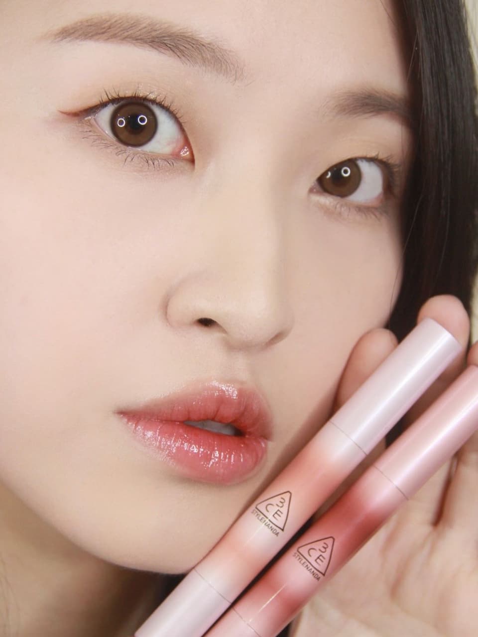 這次韓國行買的3ce 固態唇釉😍 - 柴可夫斯吉 (@vera.w__) | Dcard