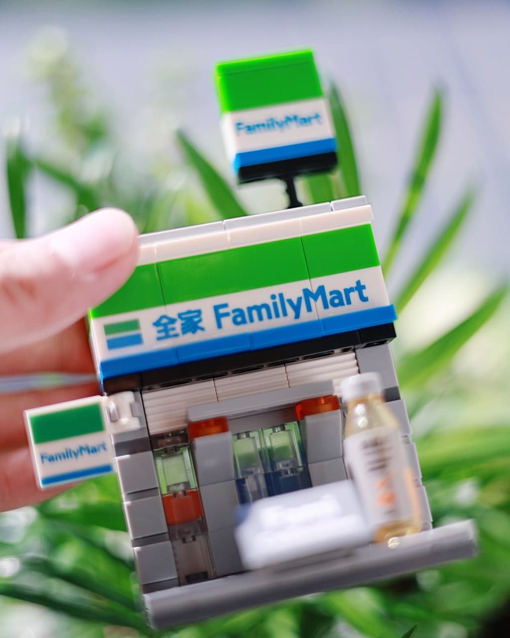 #開箱 縮小型超商🏪 全家真的很會欸 #我來開箱 - 購物狂｜𝑭𝒍𝒐𝒓𝒂 💋 (@flora813) | Dcard