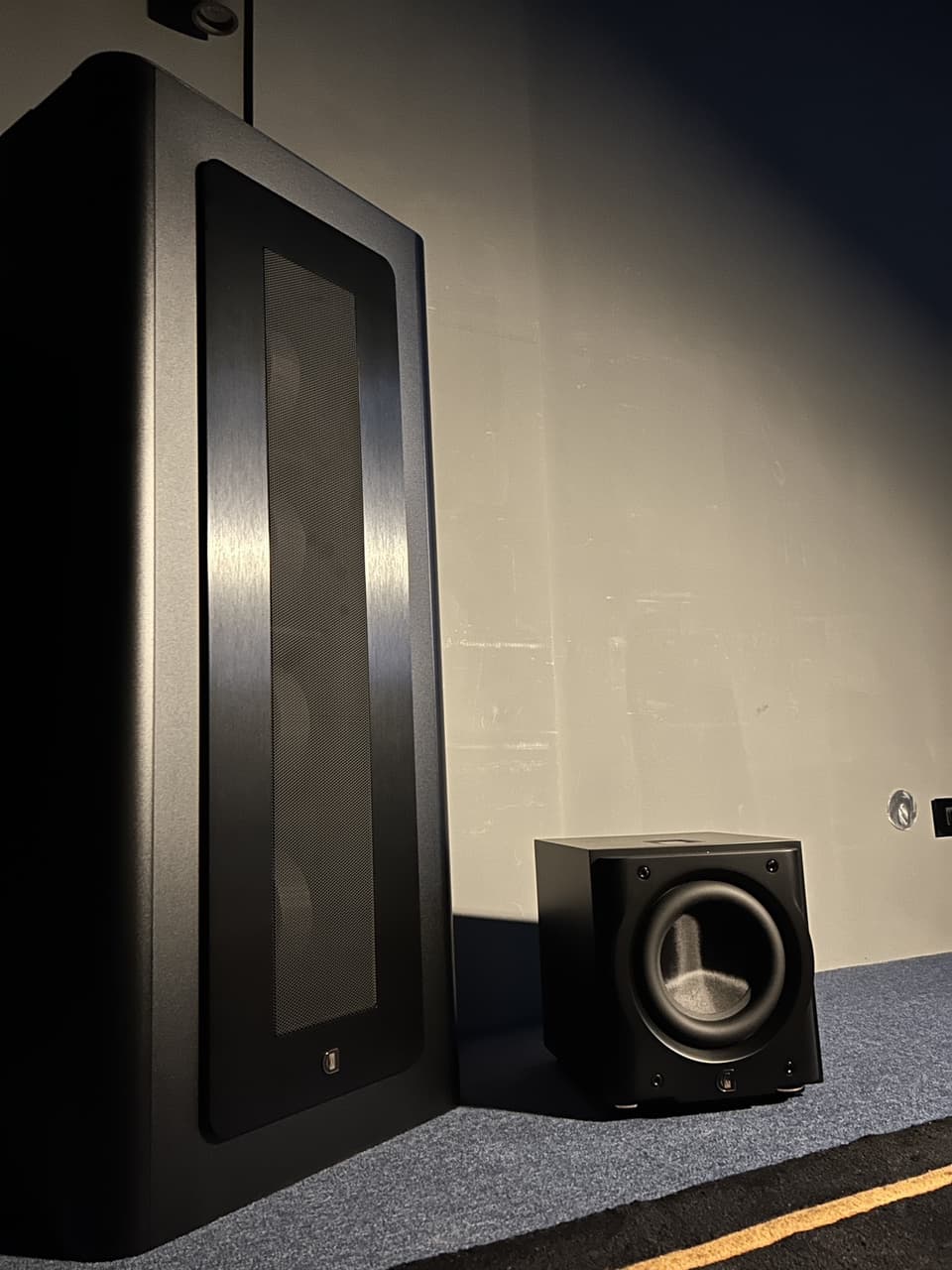 在家享受「影城級」震撼臨場感！ - 束褲3C團 (@suku3c) | Dcard