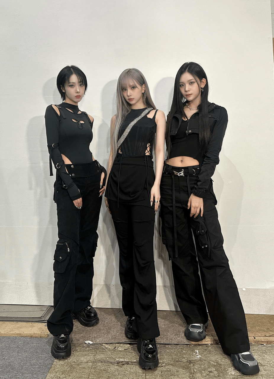 #集中討論 VIVIZ 迷你五輯 VOYAGE 回歸🤫 - B151 留言 | Dcard