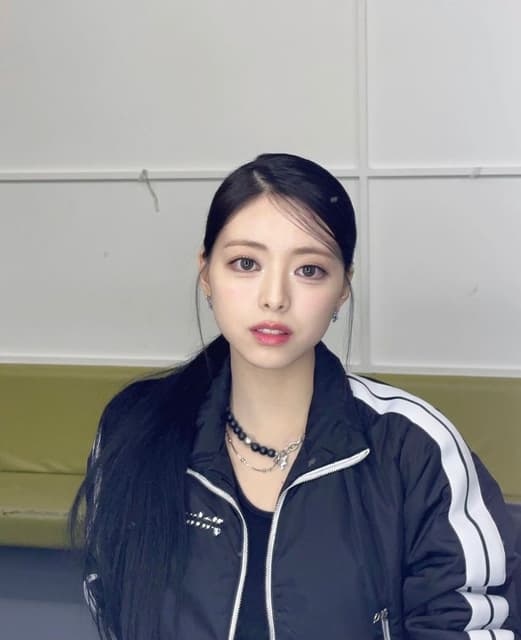 #詢問 #發問 有娜的樣子484變了 - 追星板 | Dcard