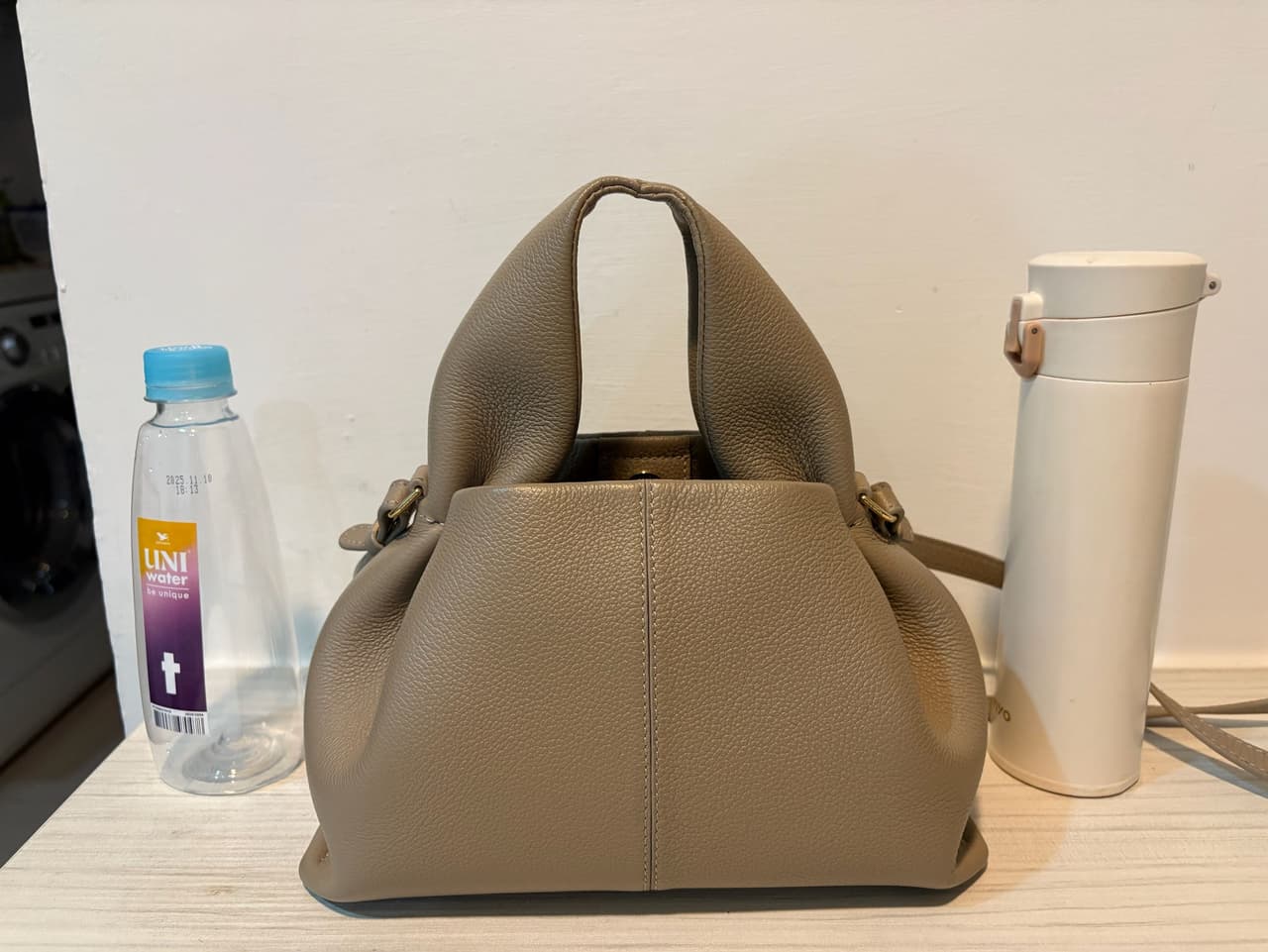 #分享 #分享 Polene Numéro Mini 9號雲朵包mini 容量實測/內有影片 - 精品板 | Dcard