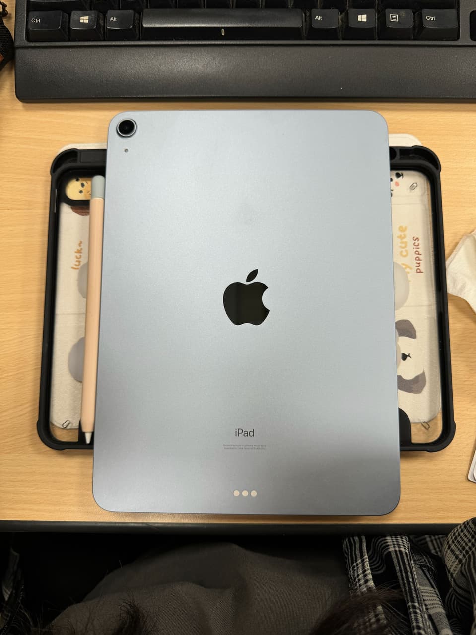 #我要賣 #我要賣 ipad air 4 64G +Apple pencil2 - 二手交易板 | Dcard
