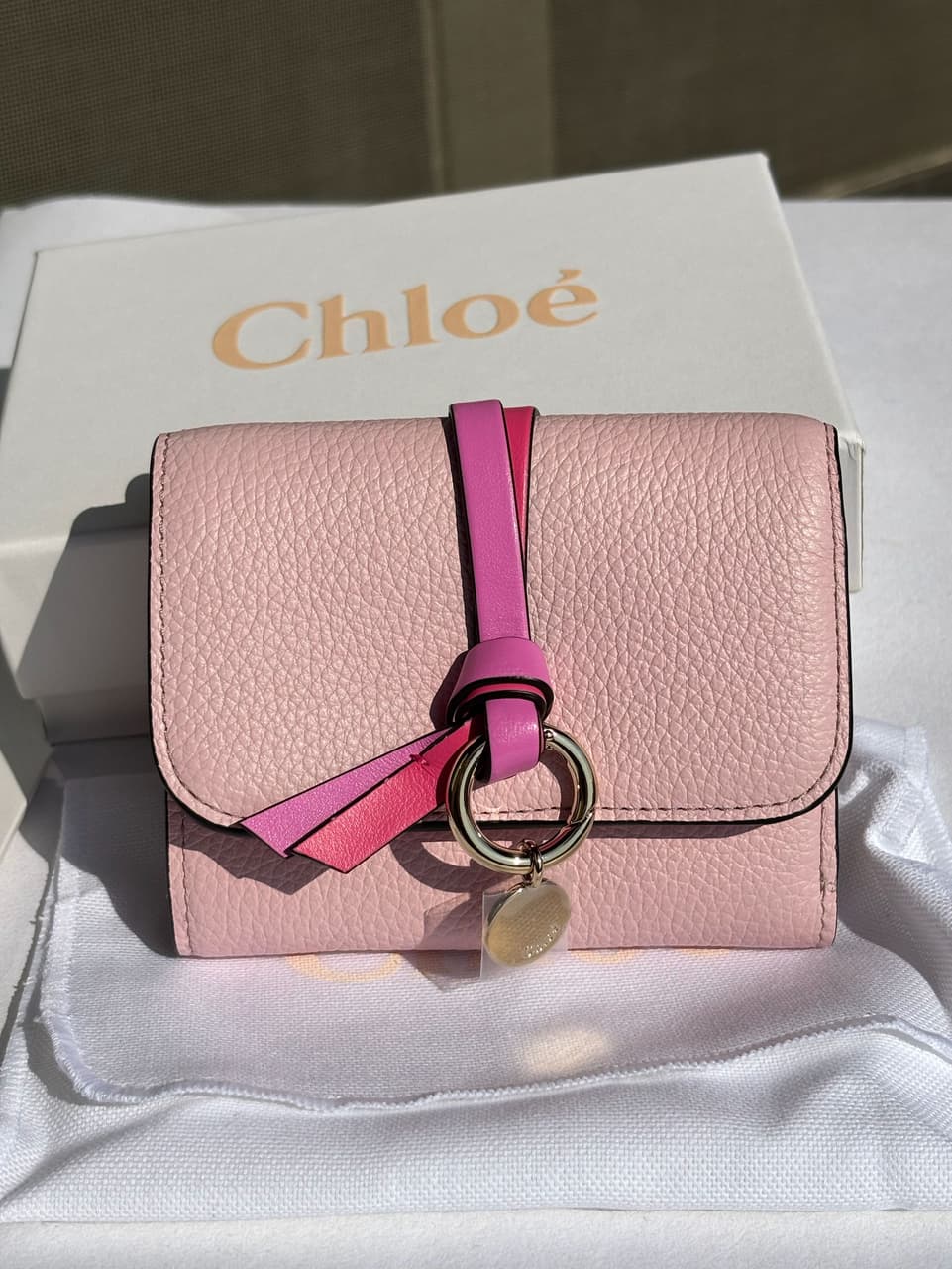 #開箱 Chloe Alphabet 短夾 - 精品板 | Dcard