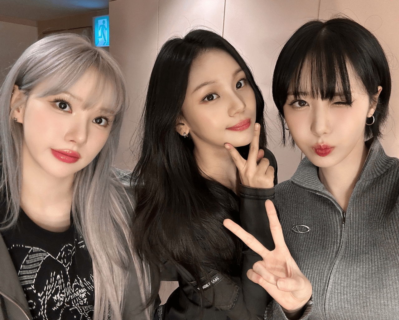 #集中討論 VIVIZ 迷你五輯 VOYAGE 回歸🤫 - B156 留言 | Dcard