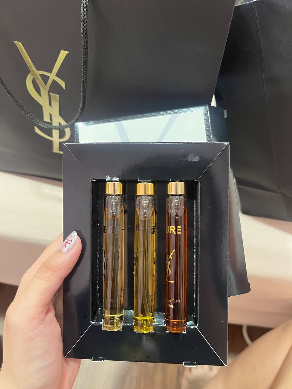 #我要賣 YSL自由不羈精巧香氛禮盒 10mlX3入（淡香精10ml+淡香水10ml+訂製香精10ml） - 二手交易板 | Dcard