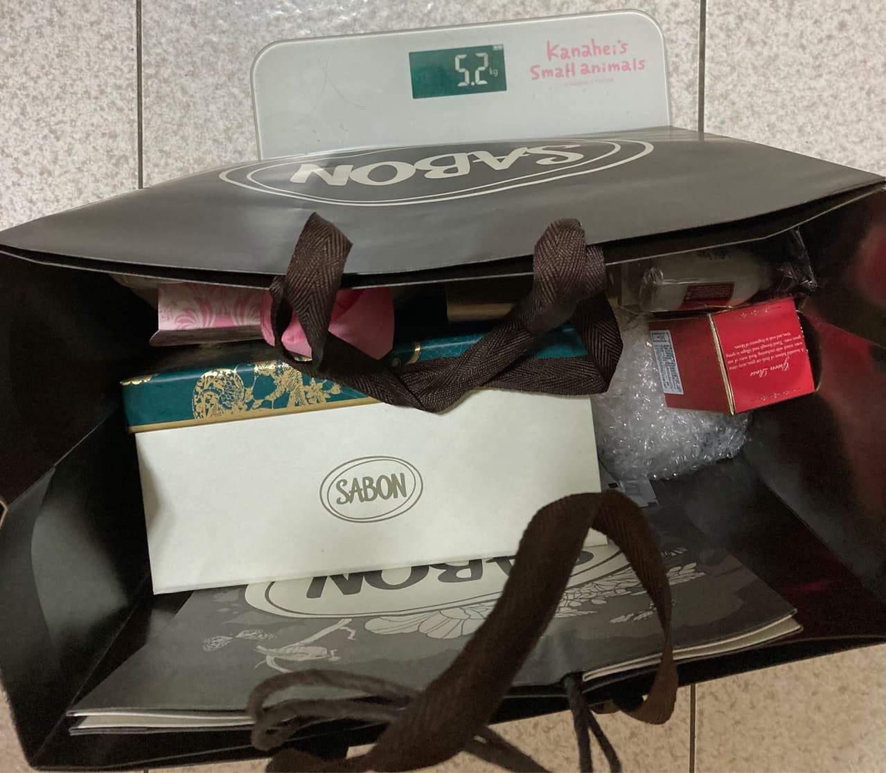 #開箱 扛5.2公斤的SABON回家😍 - 美妝板 | Dcard