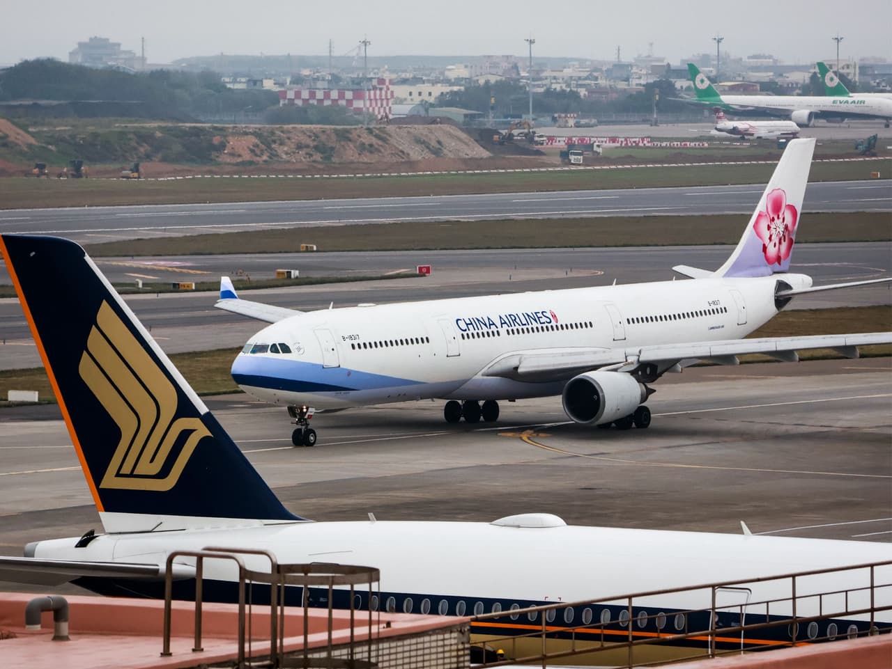 超大的灰機ㄛ #新鮮事調查局 - 雞腿小公主 (@rei_1998) | Dcard