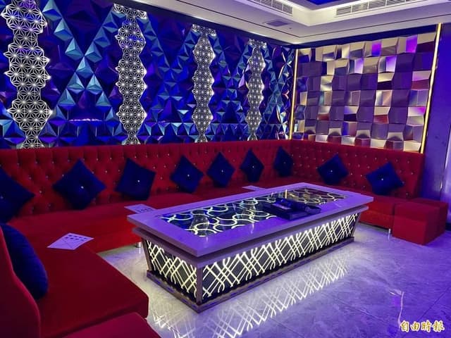 桃園酒店轉型KTV營業首夜 生意冷清無客人上門 - COVID-19板 | Dcard