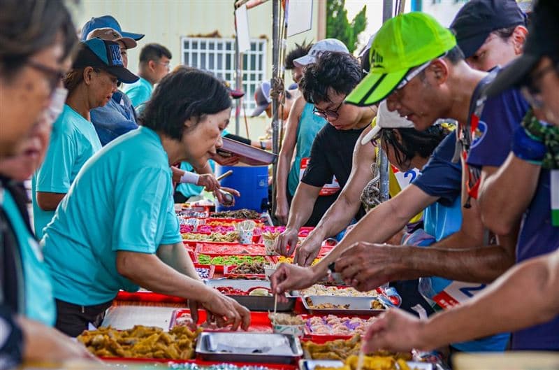 跑一場吃一桌！菊島澎湖跨海馬拉松「補給超澎湃」大龍蝦、海鮮粥全上桌 - SETN三立新聞網 (@setn54) | Dcard