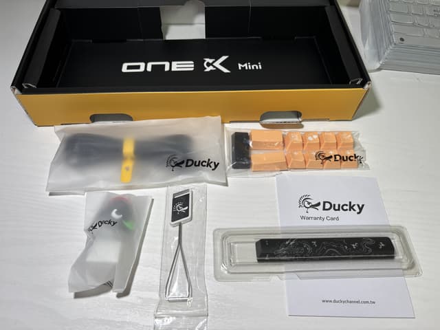 【開箱】「電感軸能取代磁軸嗎？」Ducky One X Mini 三模無線機械式電感軸鍵盤體驗 - 3C板 | Dcard