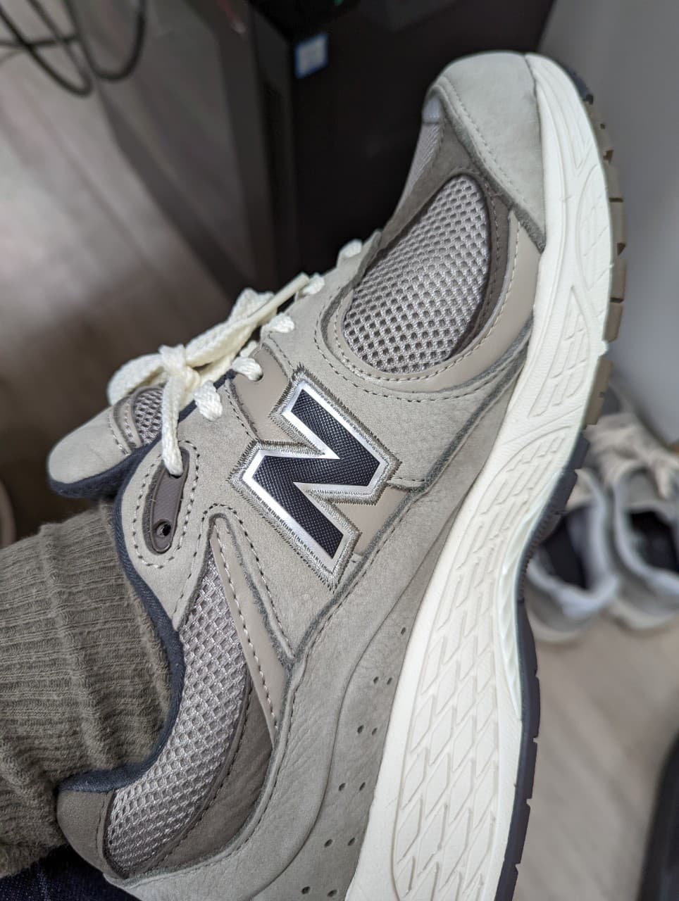 #分享 New balance 2002RAW vs 2002RC 文長圖多 - 穿搭板 | Dcard