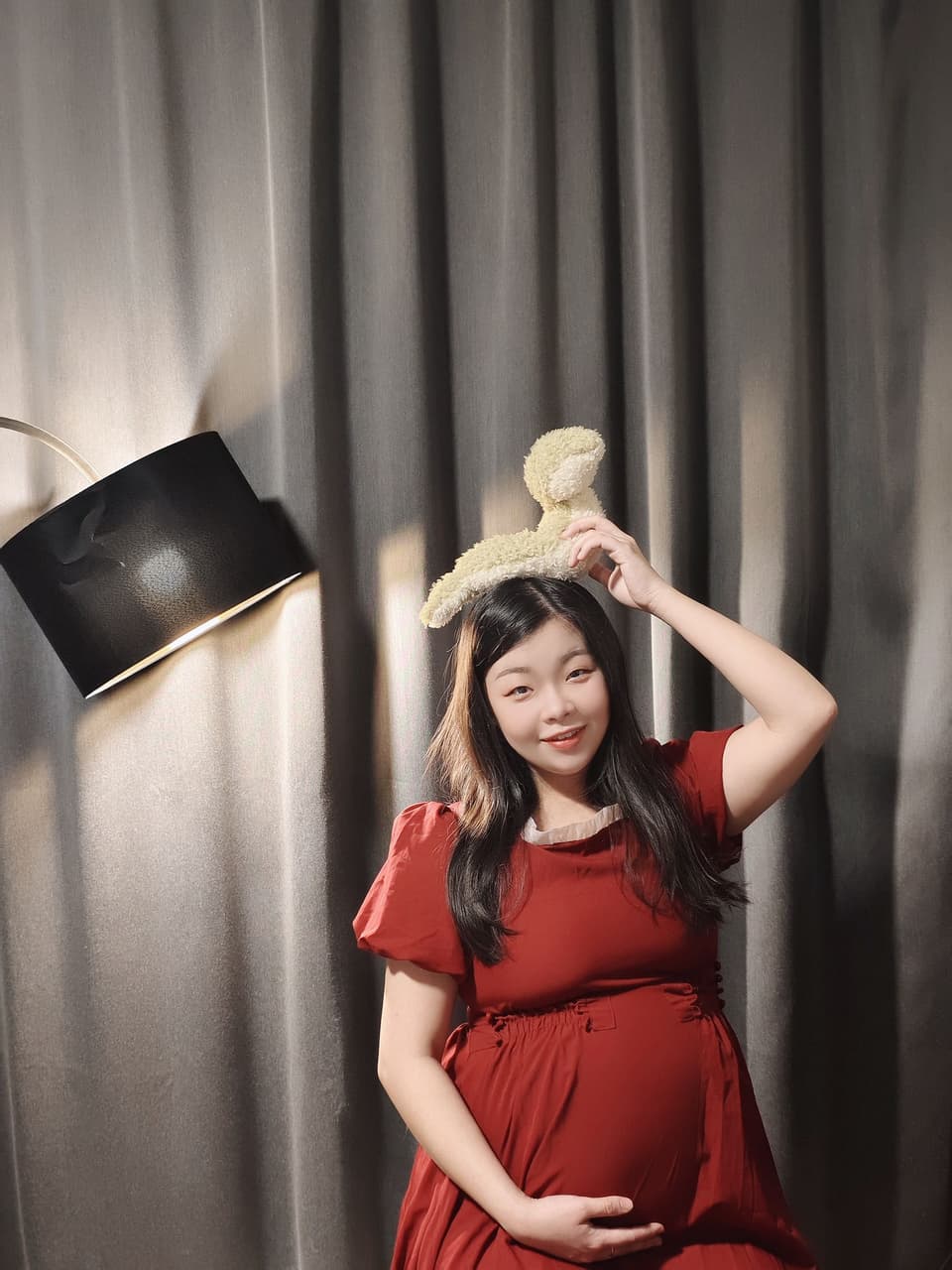 #分享 孕婦照在旅館自己完成🤣👀 - 親子板 | Dcard