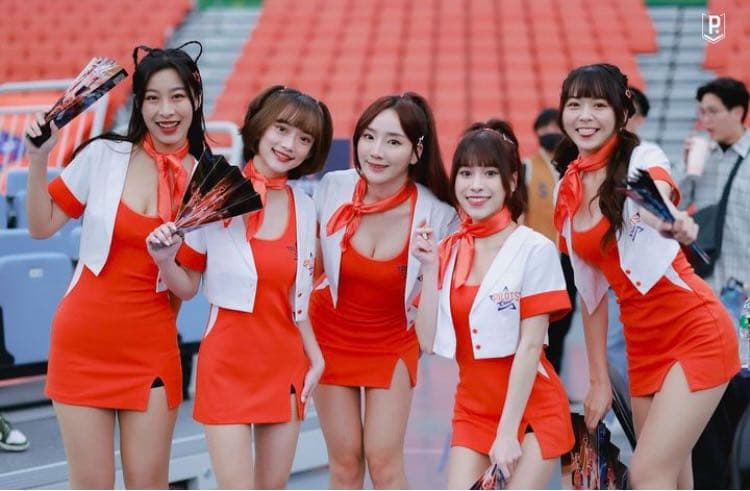 #分享 Pilots Crew ️🧡 年度啦啦隊投票 - 啦啦隊女孩板 | Dcard