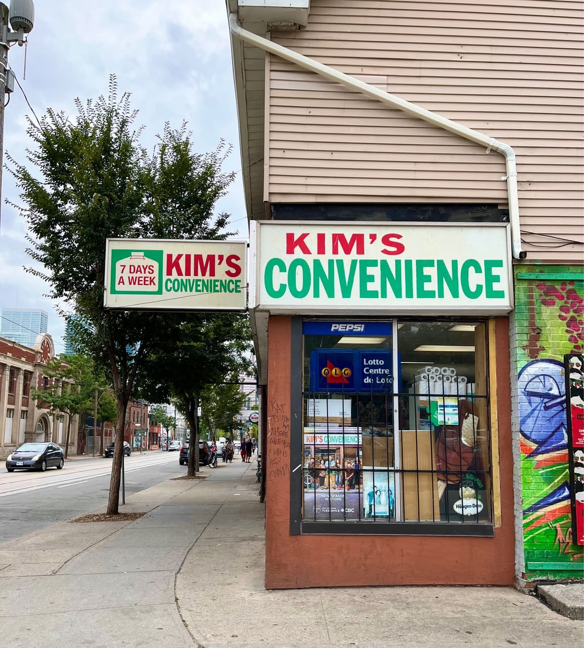 我在金家便利商店🤎 - 自由媳 (@freeee_na) | Dcard