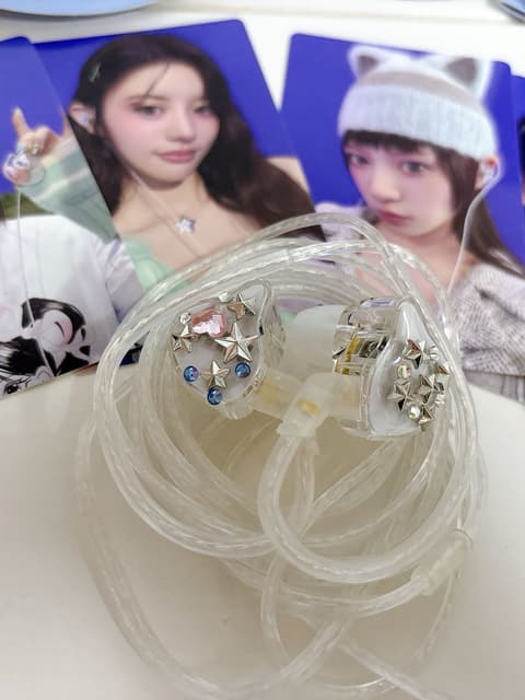 #分享 開箱illit耳機專輯 - ILLIT板 | Dcard