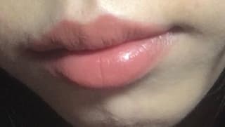 Nars 雲霧唇釉 #Thrust - 美妝板 | Dcard