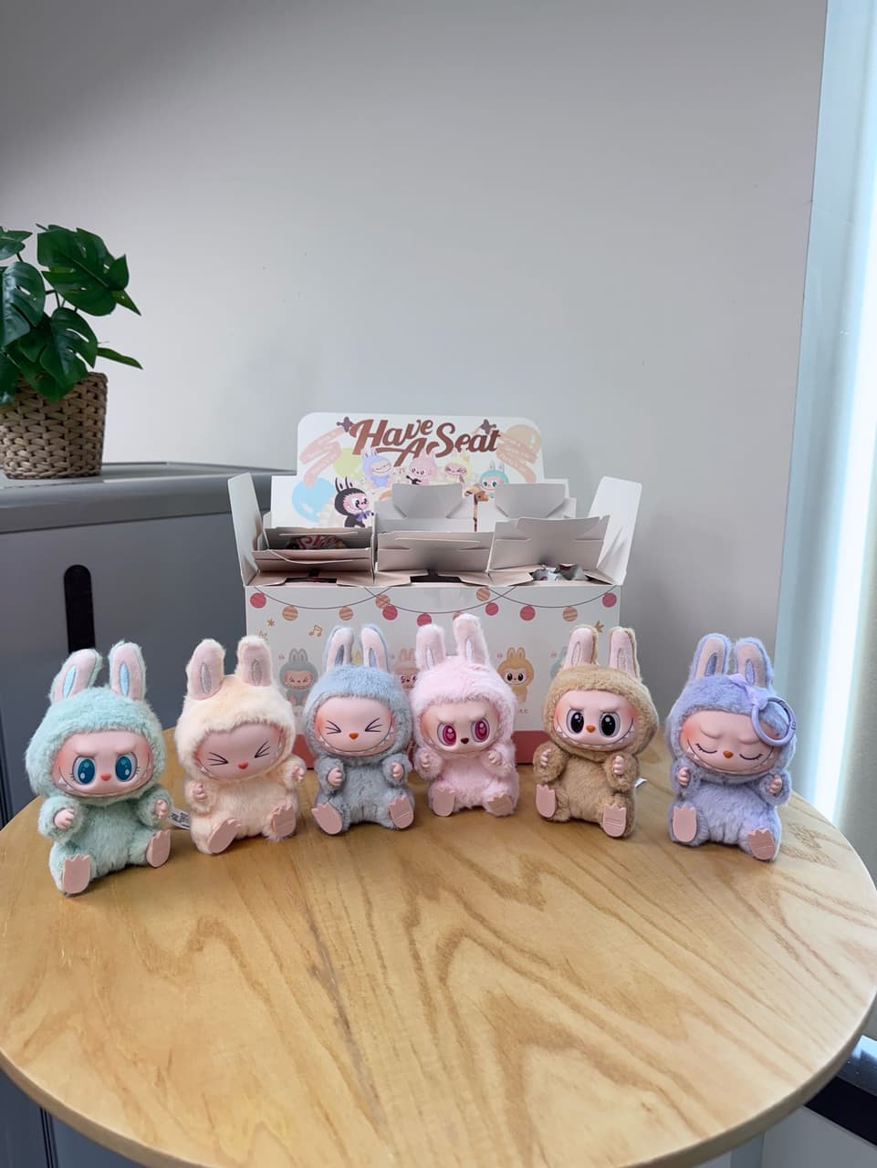 最夯的LABUBU盲盒來囉～ - 吃貨家族 (@ying_heaven) | Dcard