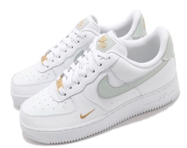 #詢問 Nike Air Force 1 小金勾 - B3-5 留言 | Dcard