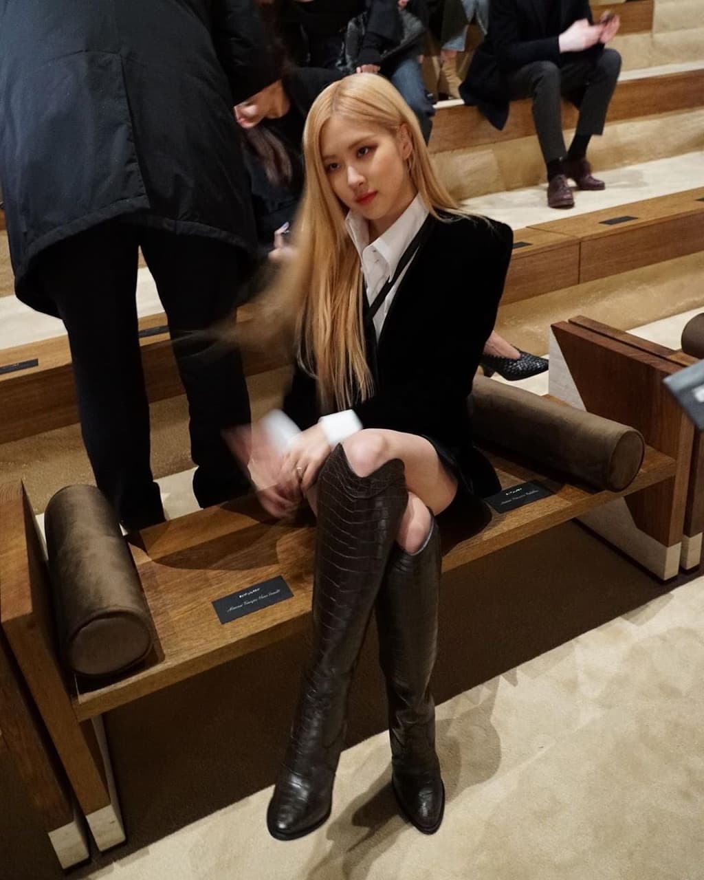 Rosé x Saint Laurent pfw Blackpink - 追星板 | Dcard