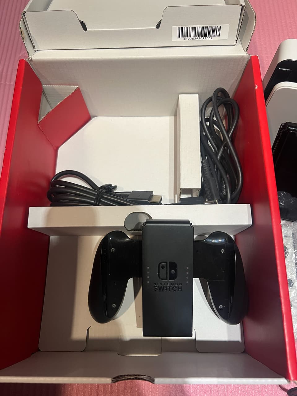 #我要賣 《已售出🙏》Switch OLED版主機 - 二手交易板 | Dcard