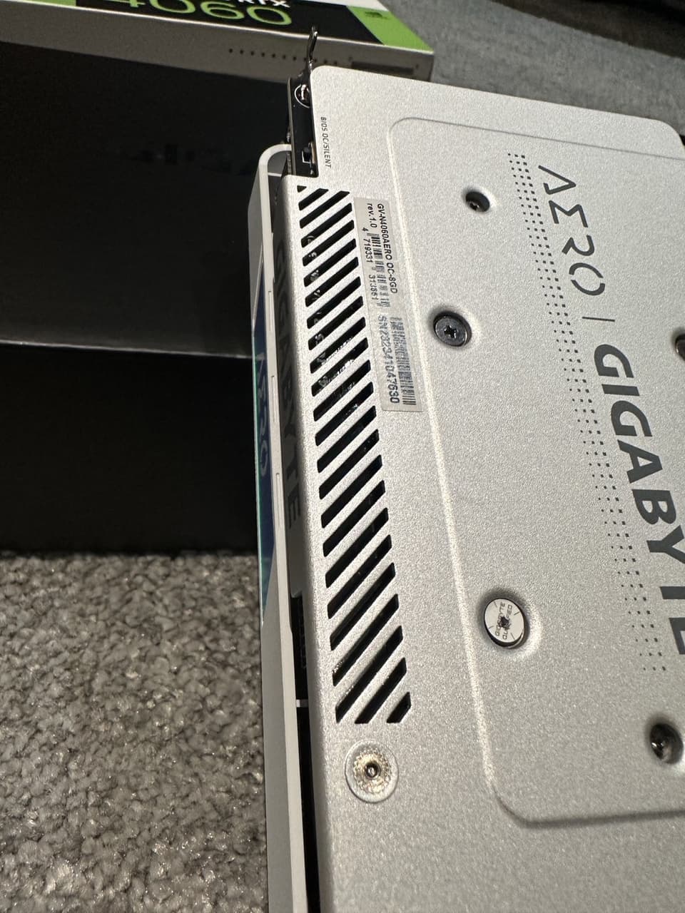 #開箱 簡約質感小升級 GIGABYTE AERO RTX 4060 - 3C板 | Dcard