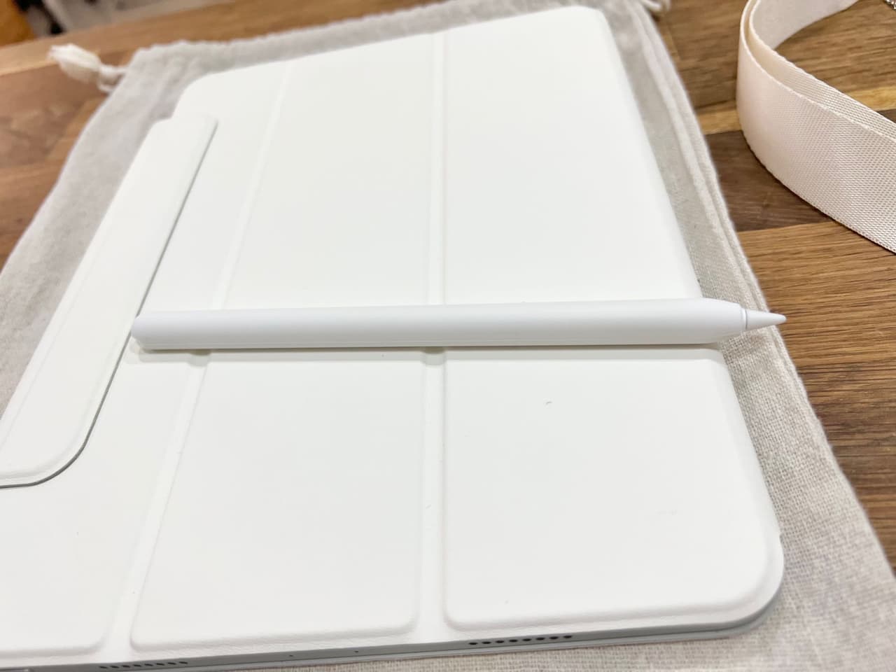 白色好物分享(3C周邊、妝髮用品，圖多） - 龍豬毛毛🤍 (@dpccsh) | Dcard