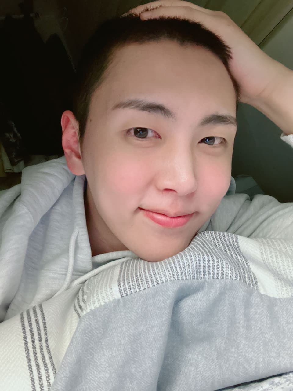 굿나잇쟁찌 #1 🌠굿나잇쟁찌_판타지의_밤은 내가지킨다🌠 - 이재윤 (@yuyu_mm) | Dcard