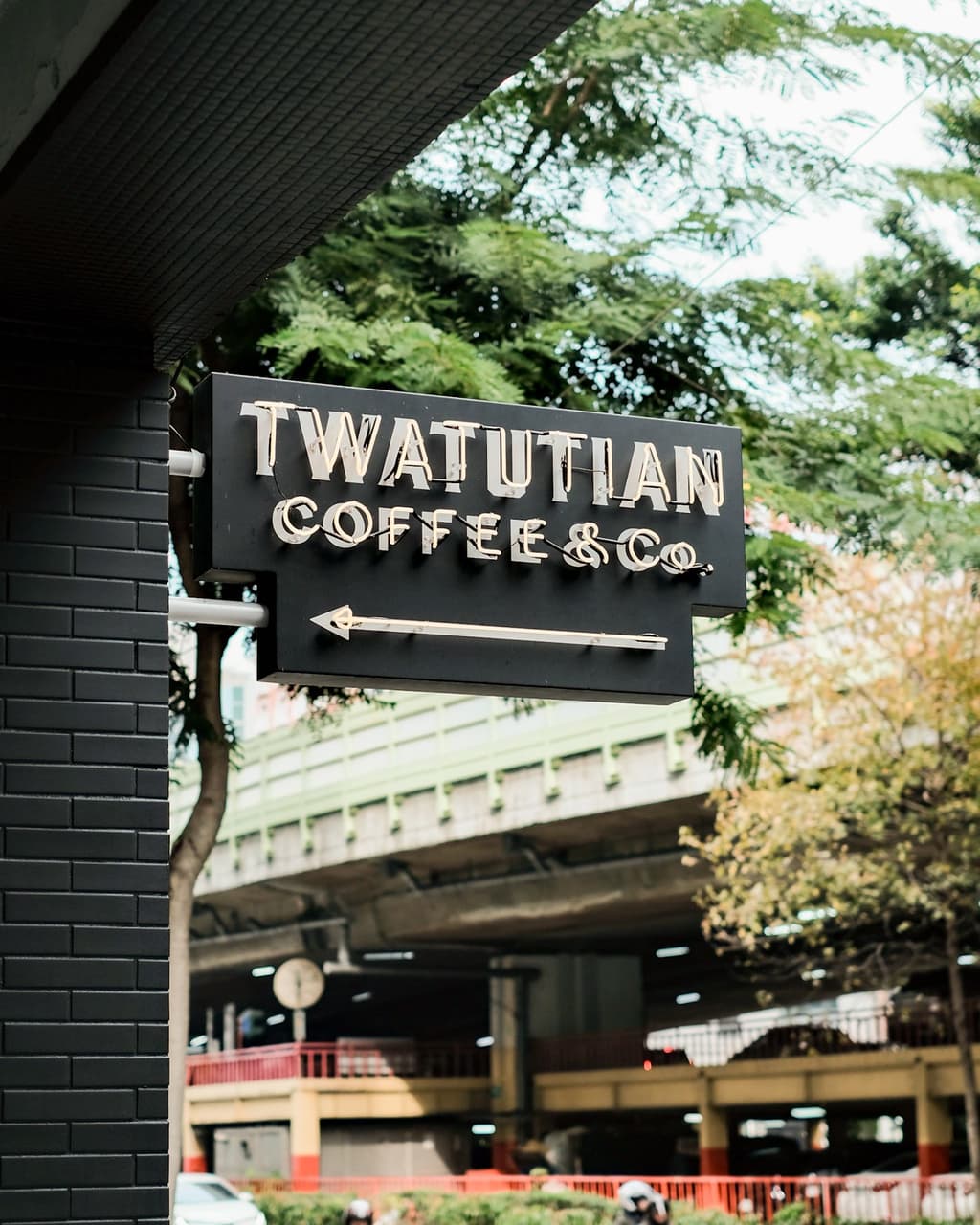 🏠台北質感復古風格轉角咖啡館 Tuatutia Cafe - 維尼 (@bwfoodieh) | Dcard