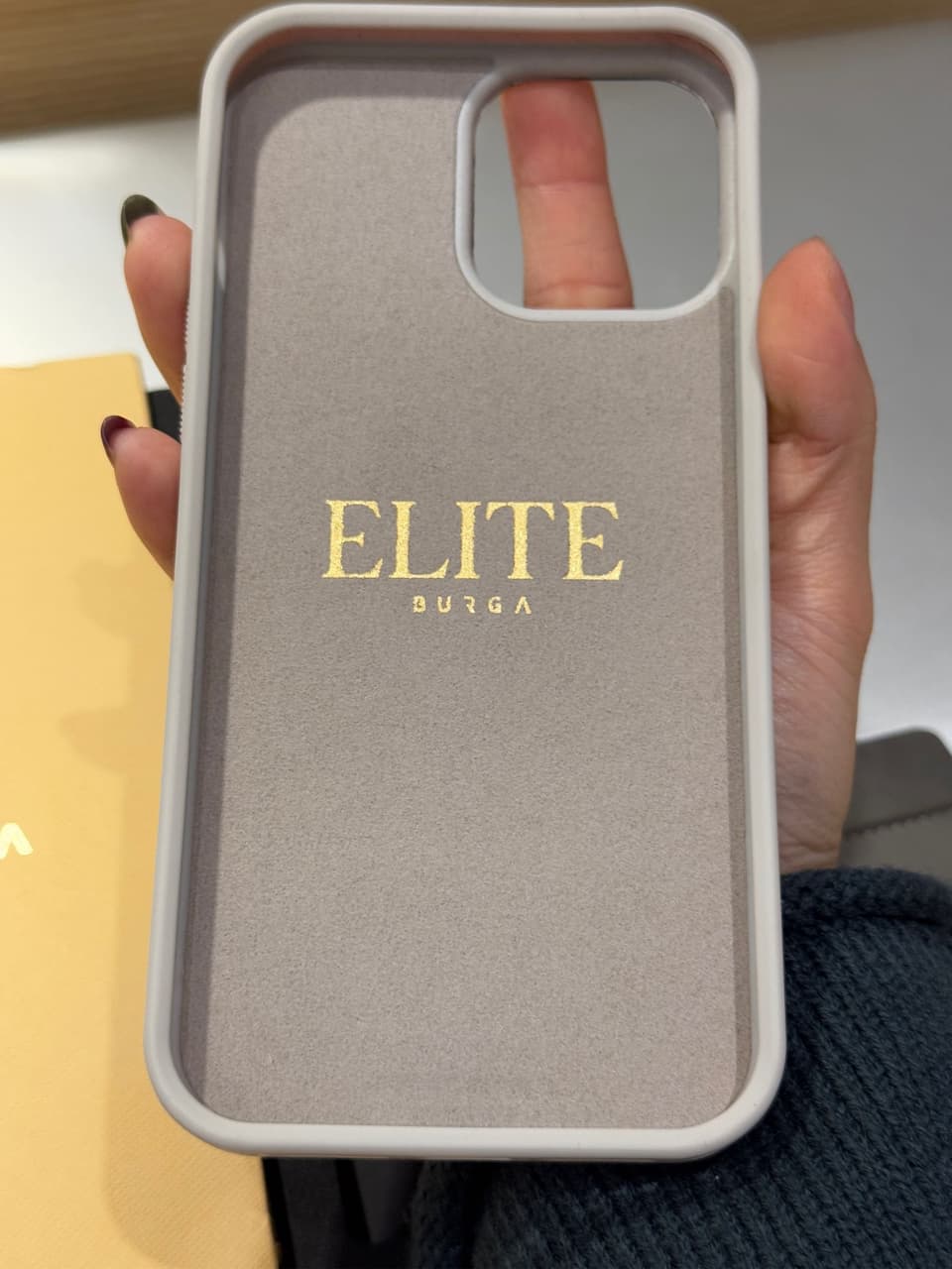 #我要賣 Burga eilte light/款式Draco /13pro max全新現貨 - 二手交易板 | Dcard